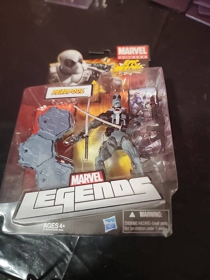 HASBRO Marvel Legends Epic Heroes Deadpool X-Force Gray Sealed - House ...